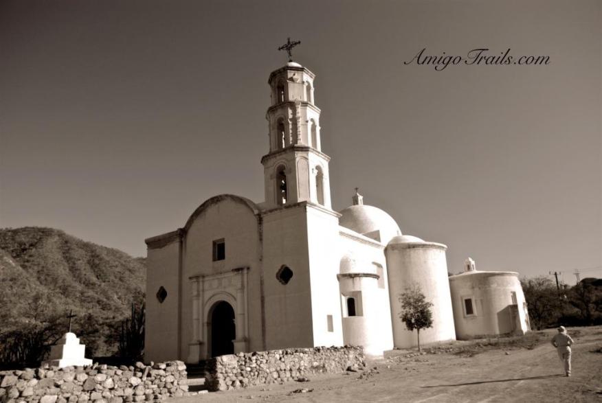AT lost cathedral 876×587 | Amigo Trails Copper Canyon Experts