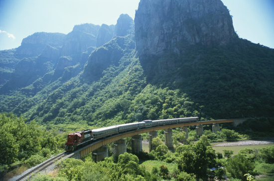 The Chepe Trains | Amigo Trails Copper Canyon Experts